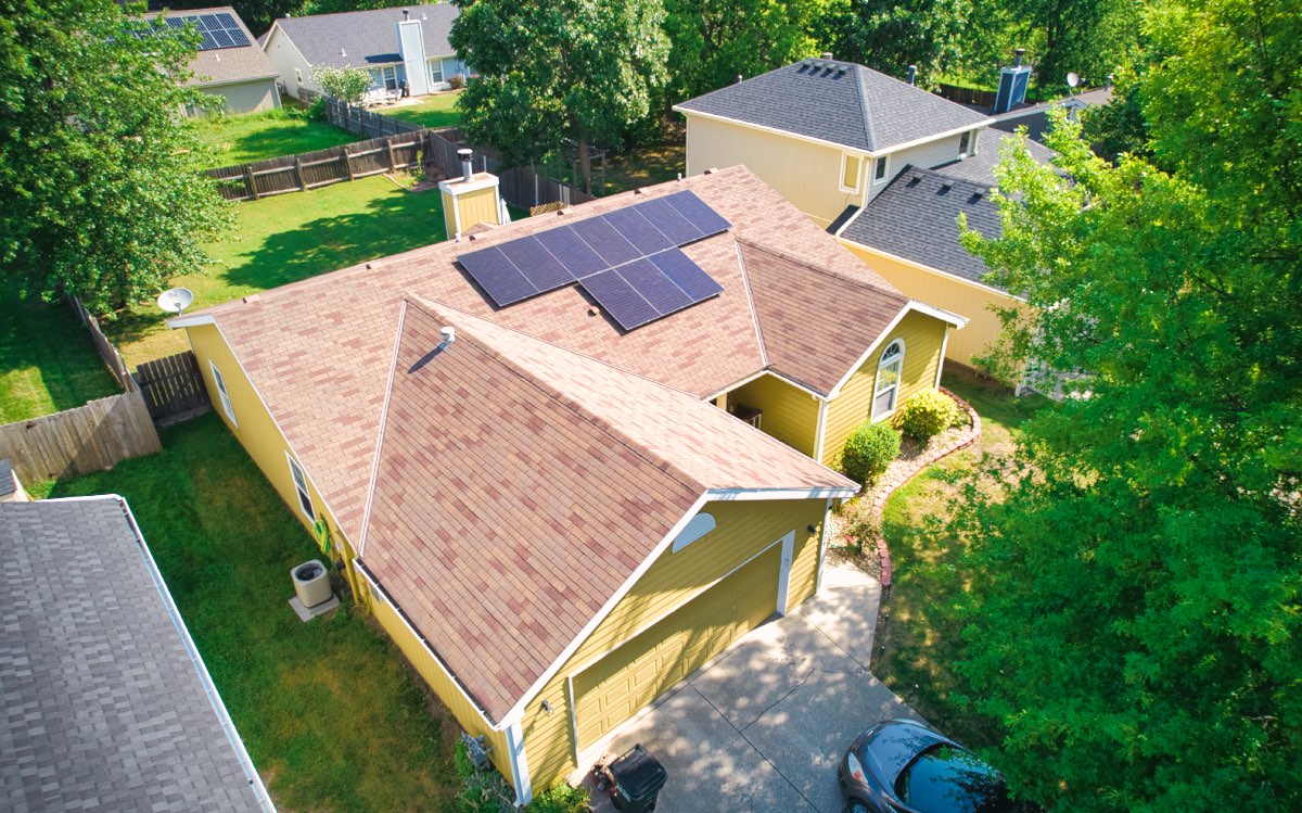 4 kW Residential REC Solar Installation in Lawrence